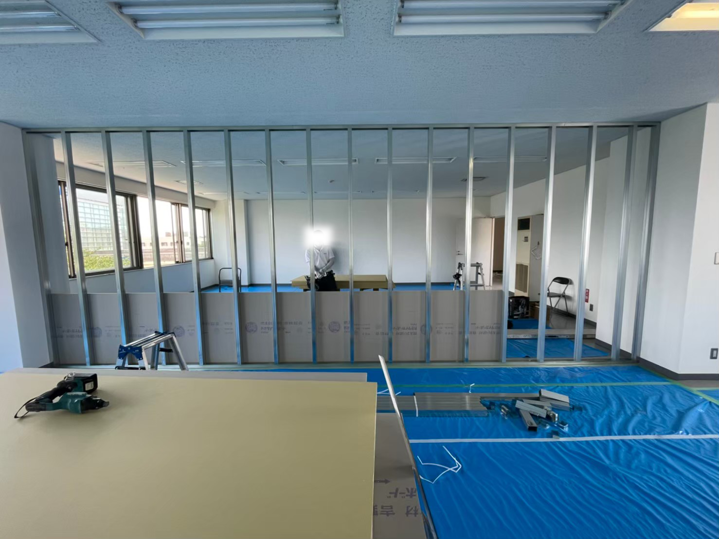 茨城県 /オフィス 間仕切り壁 / LGS・PB・遮音シート工事 | 株式会社MEIS